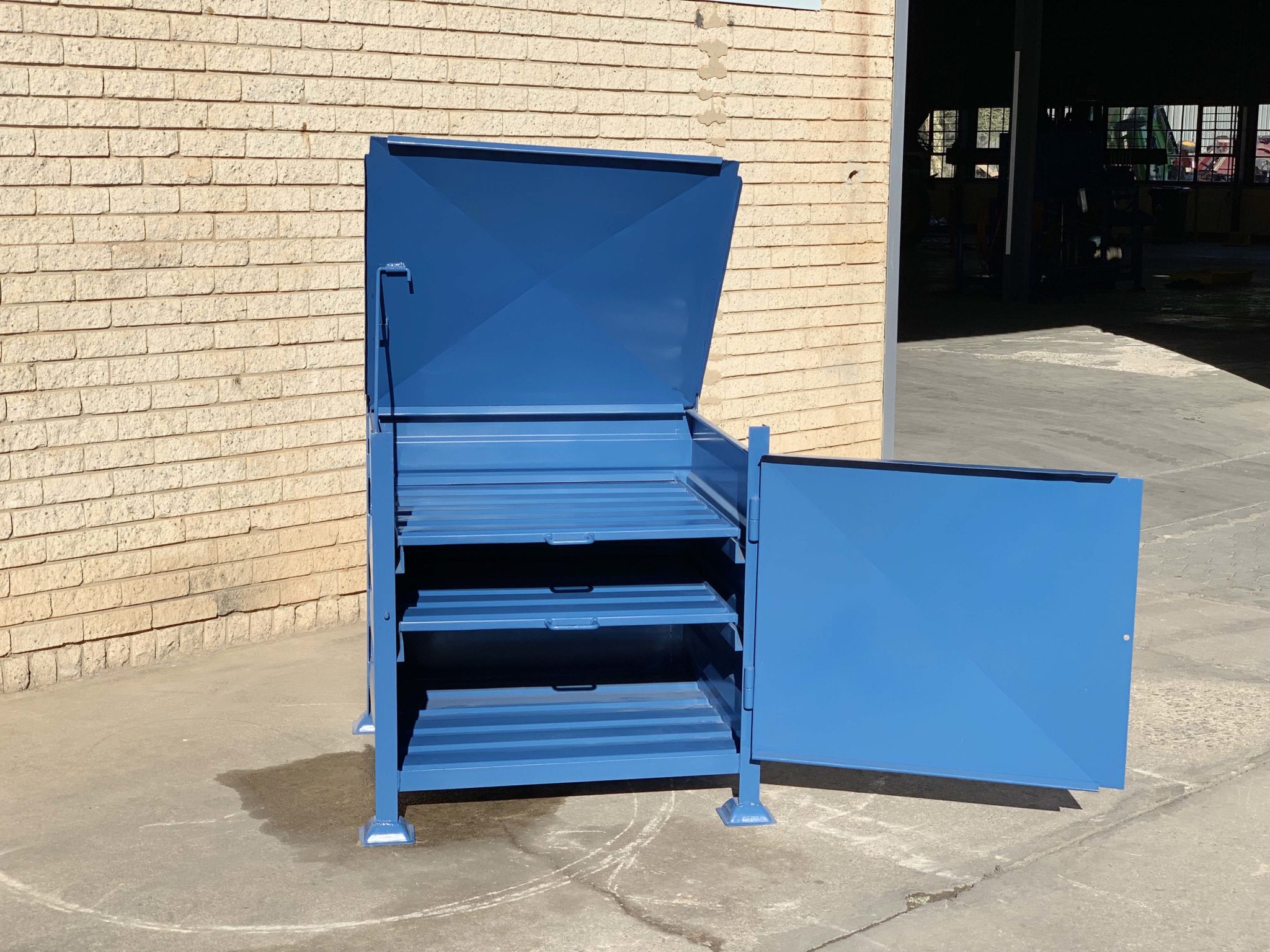Gallery – Stackable Steel Bins