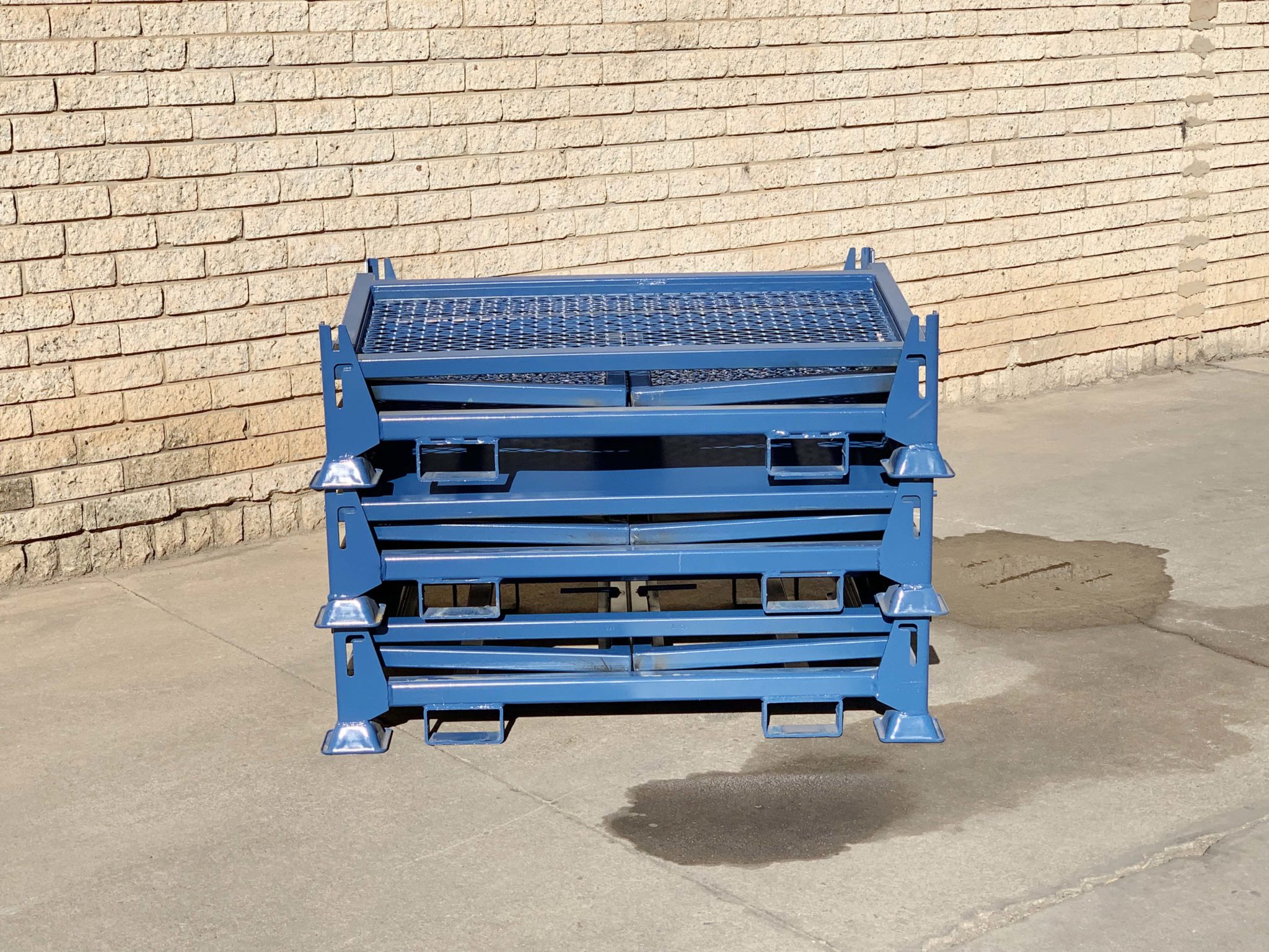 Gallery – Stackable Steel Bins